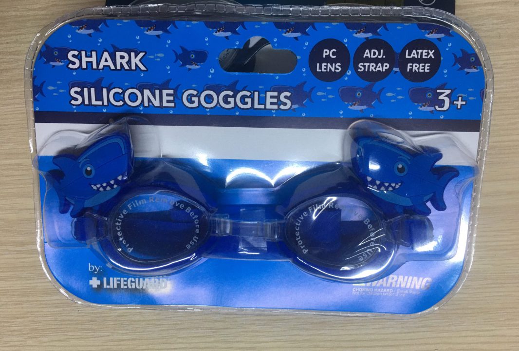 Kính bơi trẻ em 3 tuổi cao cấp hiệu Lifeguard màu xanhđ ính hình cá mập ...